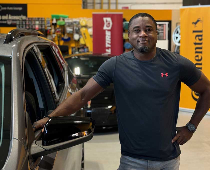 Staff | Luxe Auto Lounge Inc